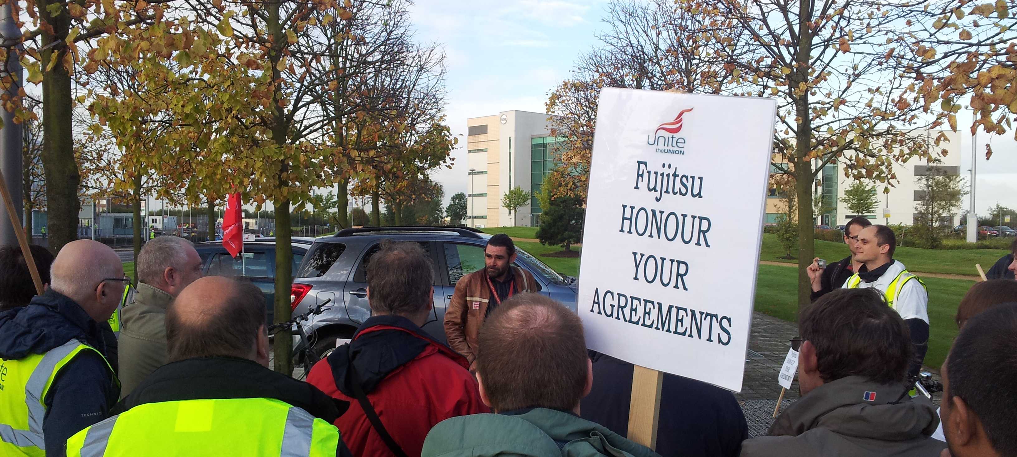 Unite Fujitsu News: September 2011 Archives
